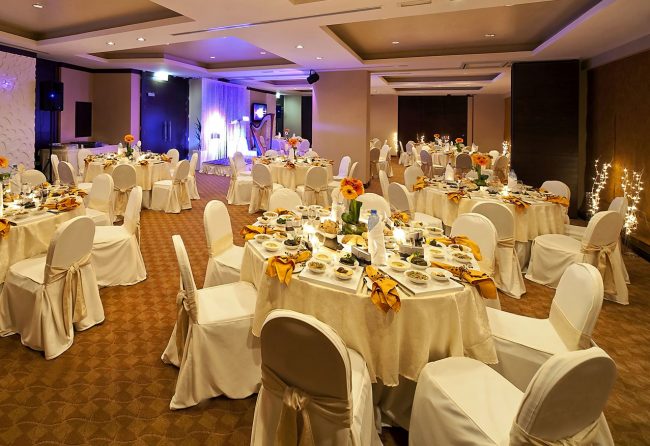 World´s Most Spacious Accommodations: Volume Two